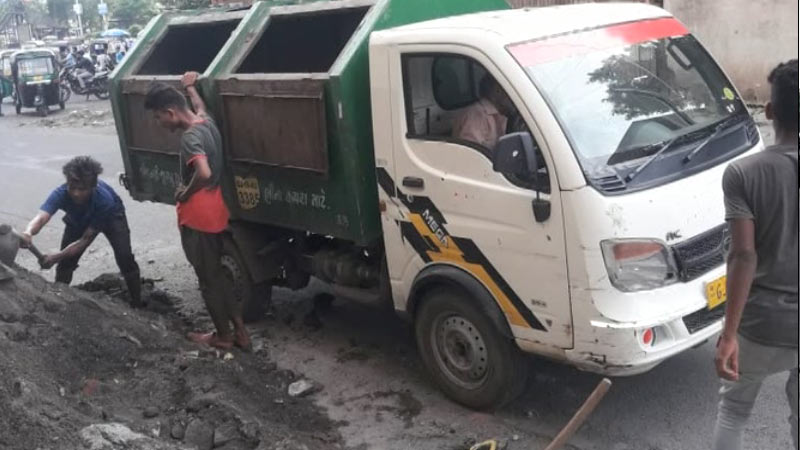 સુરતઃ ડોર ટુ ડોર ગાર્બેજ કલેકશનમાં વજન વધારવાના કારસાનો થયો પર્દાફાશ ...