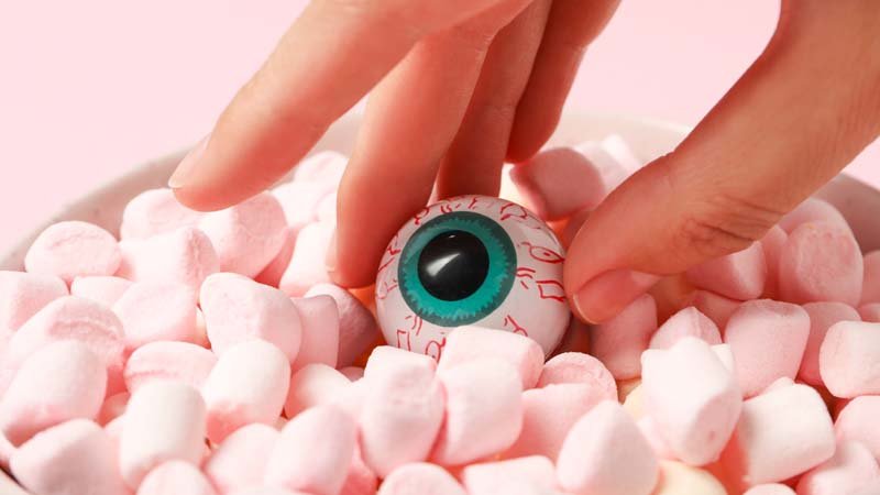 દુનિયામાં રિયલ લાઈફ ટર્મિનેટરની એન્ટ્રી! આંખ કાઢી નખાવ્યો વાયરલેસ ...