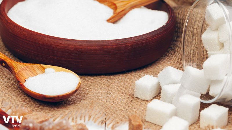 એક દિવસમાં કેટલી ખાંડ ખાવી જોઈએ? જો માપ કરતા વધારે આરોગશો તો મર્યા સમજો ...